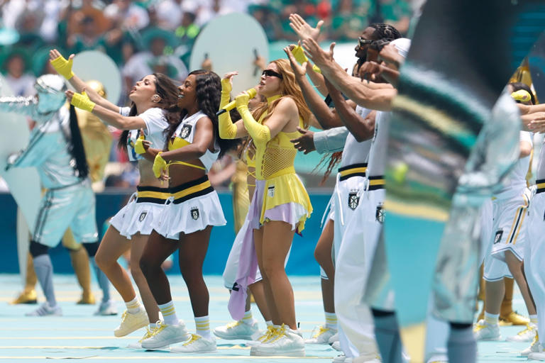 Shakira kicks off 2026 FIFA World Cup with epic opening ceremony ...