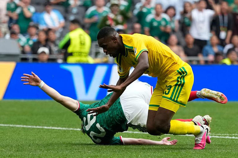 Three players sent off during Mexico and South Africa's chaotic World ...