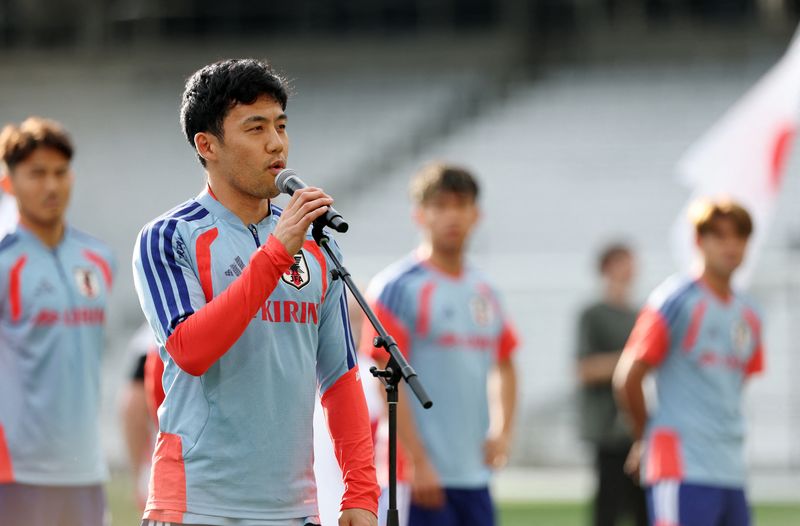 Soccer-Japan captain Endo withdraws from World Cup due to injury ...