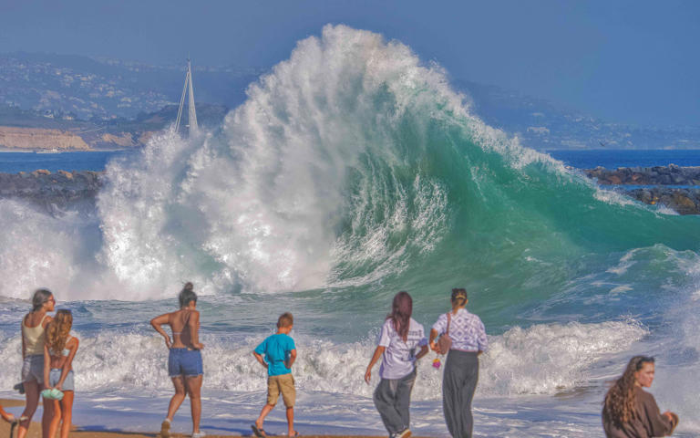 A historic swell just battered SoCal. Here’s what it was like to ...