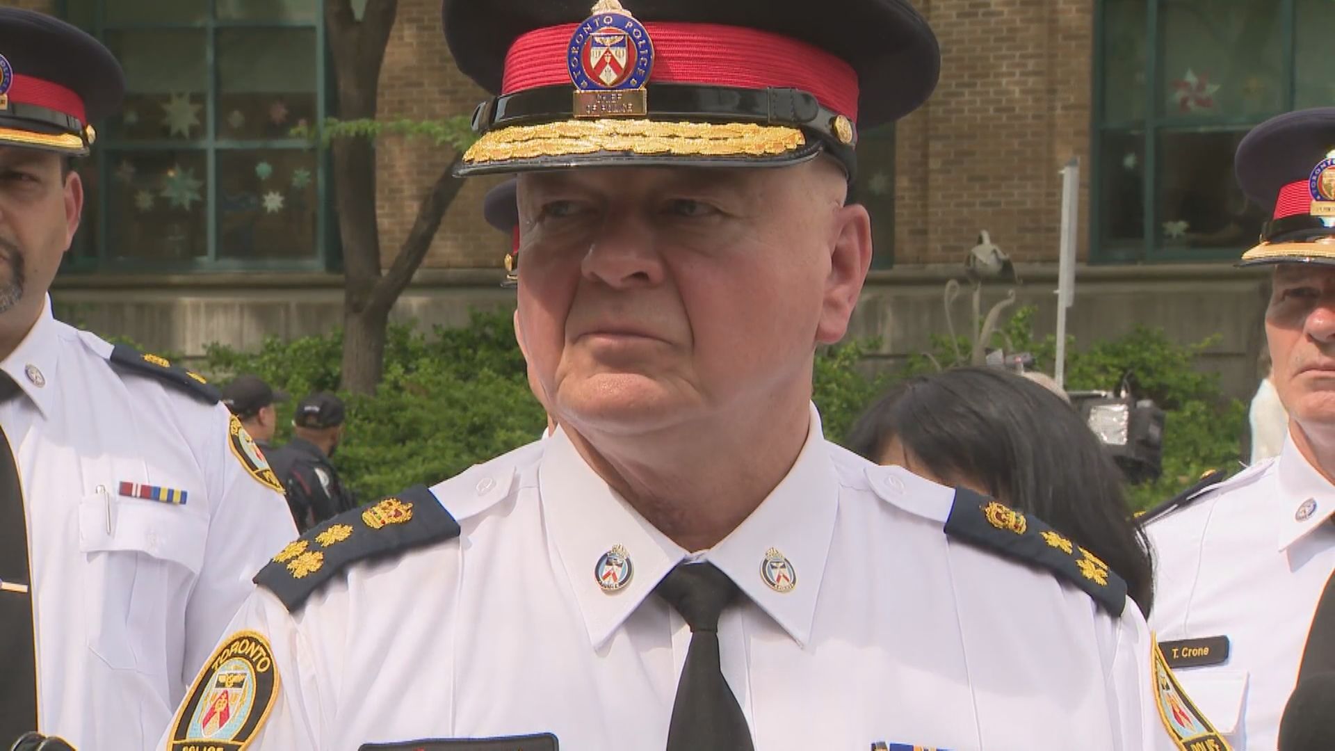Toronto police officer dead after gunfire exchange during search ...
