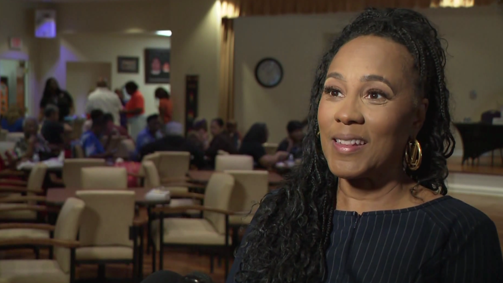 Fani Willis warns Atlanta seniors about World Cup scams at elder abuse ...
