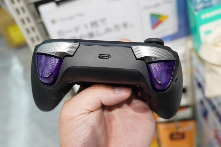 高精度TMRスティック搭載ゲームパッド「XENO PLUS COMBO」が発売