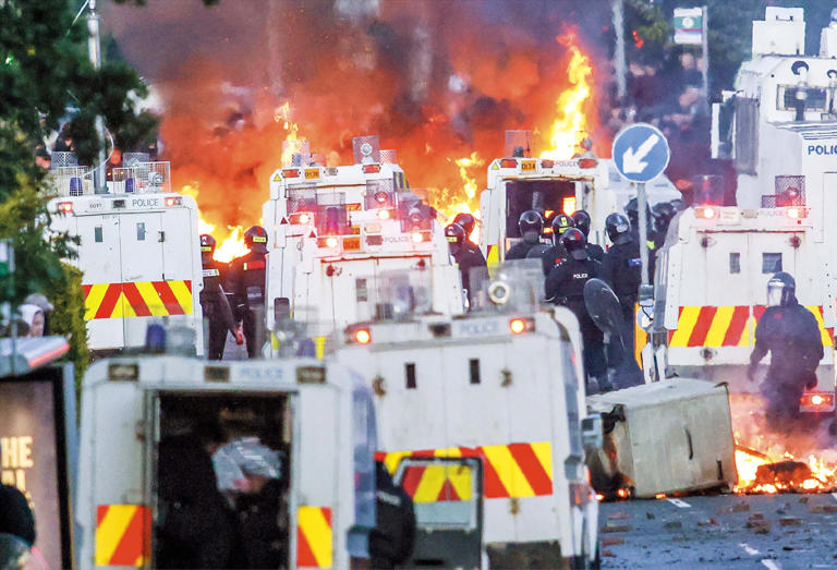 Anti-immigration protests in Northern Ireland escalate into violent unrest