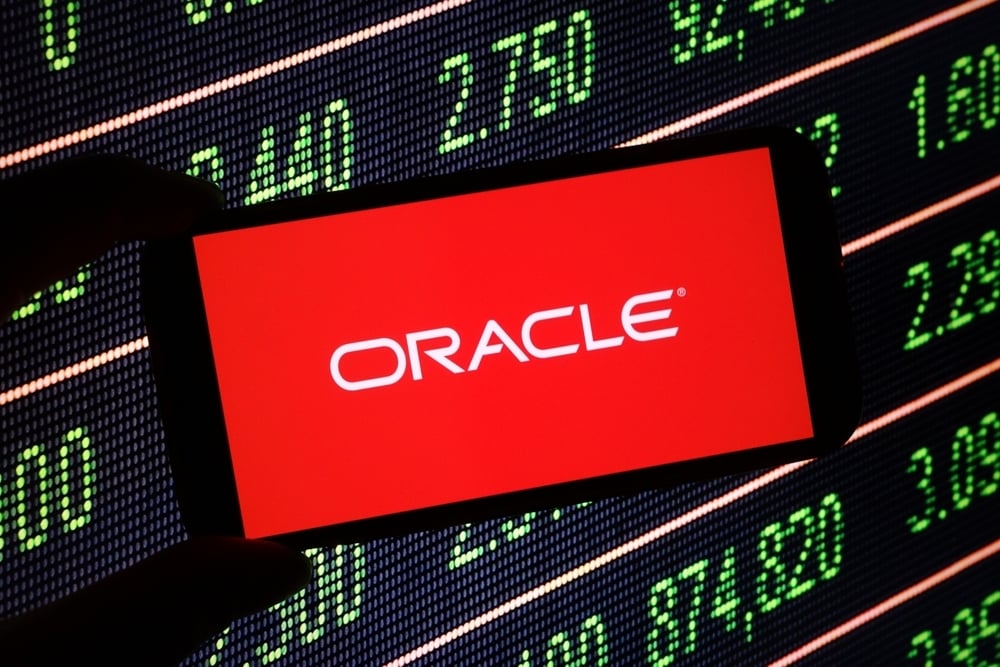 Oracle AI windfall comes with sticker shock, stock tanks on high FY27 capex