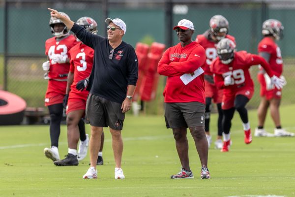 Bowles: 'Too many guys on the ground' costs Bucs an OTA practice