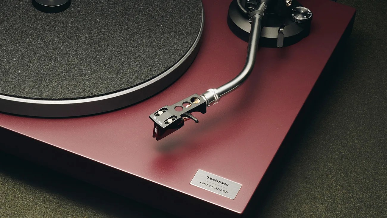 A Japanese hi-fi icon just gave its affordable turntable a refined upgrade