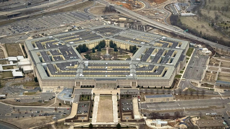 Pentagon locks down over hazardous materials incident