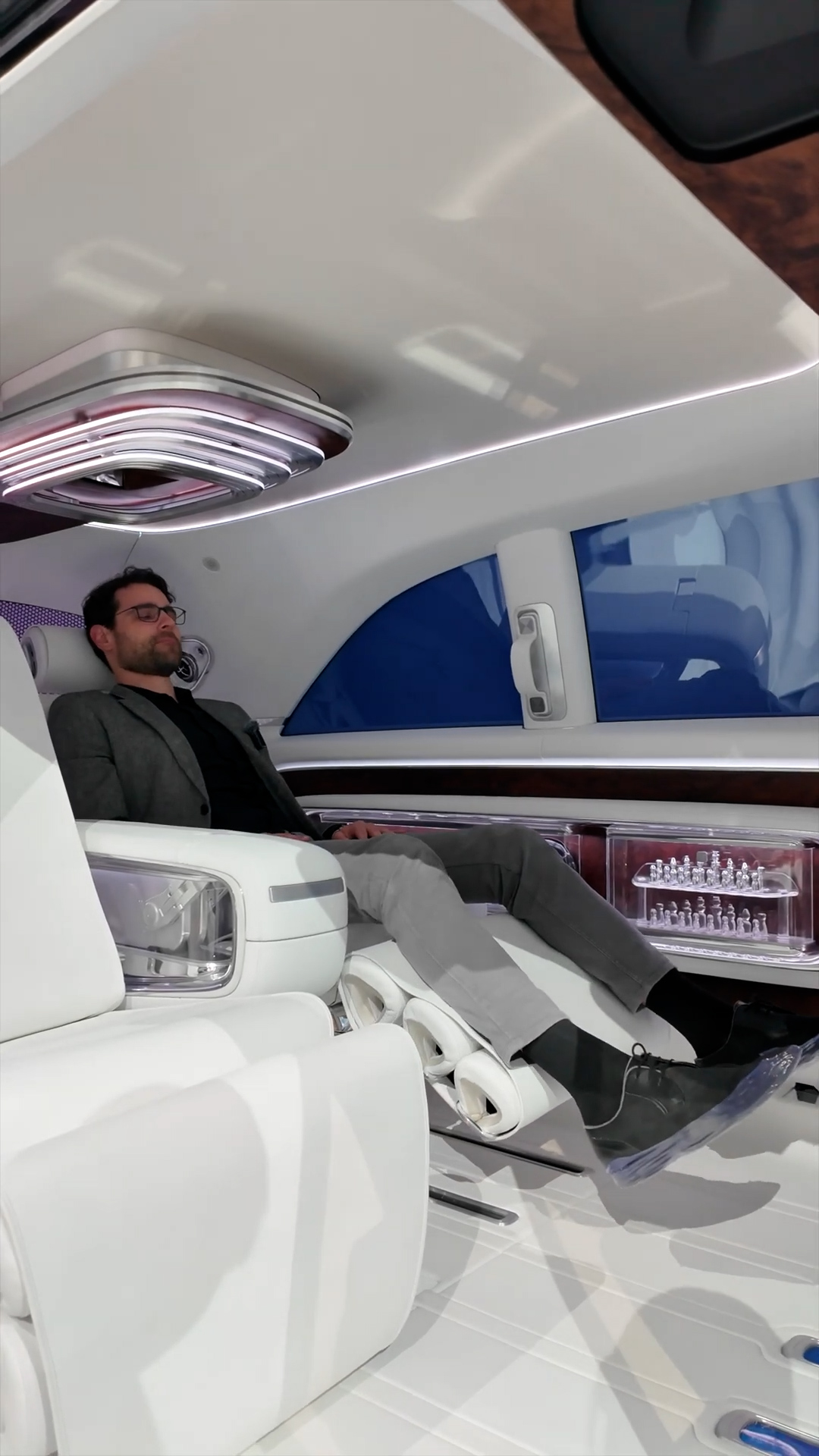 Maximum luxury inside a van