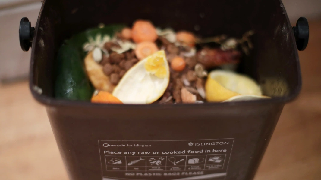 15 common items you shouldn’t put in recycling bins