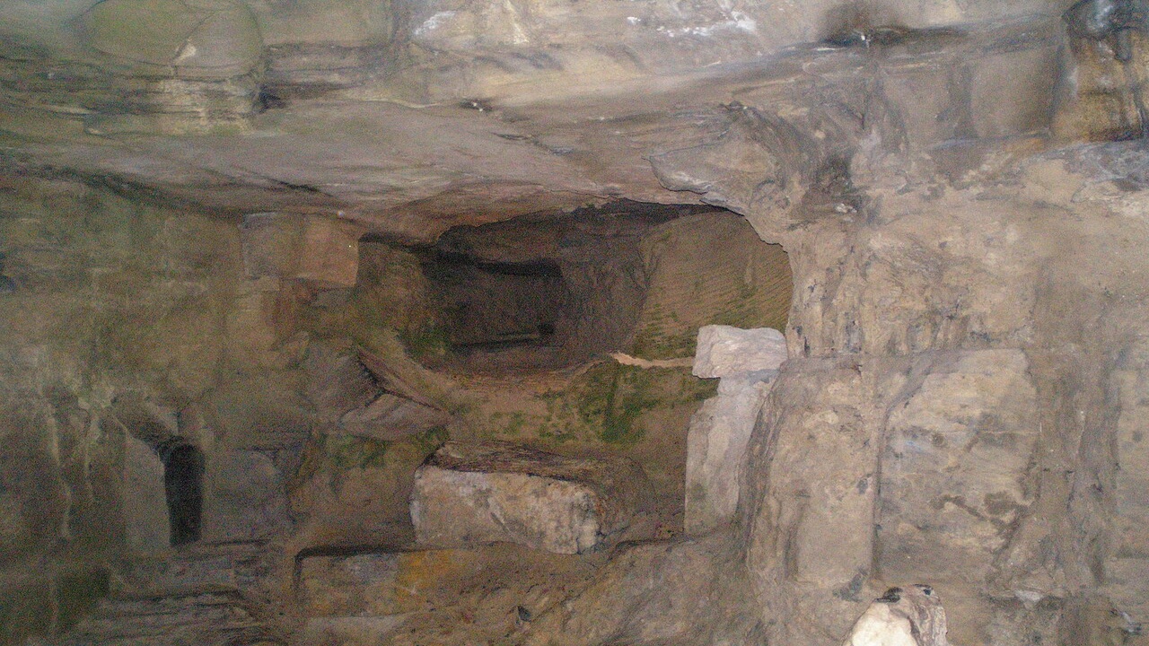 The largest show cave in the Northeast sits under a cow pasture 40 ...