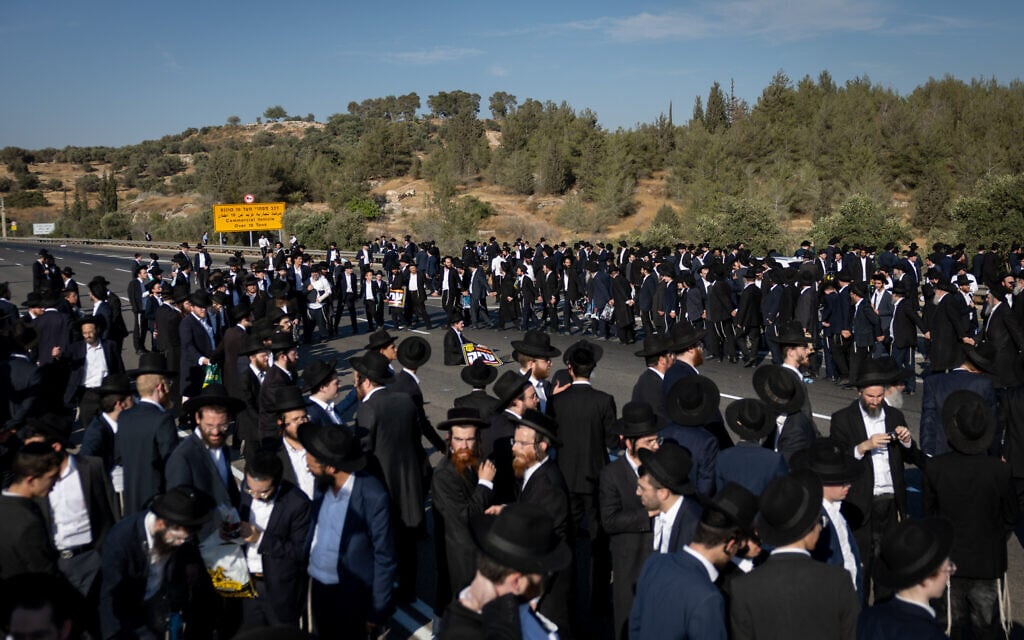 Highways reopen across central Israel after Haredi anti-draft ...