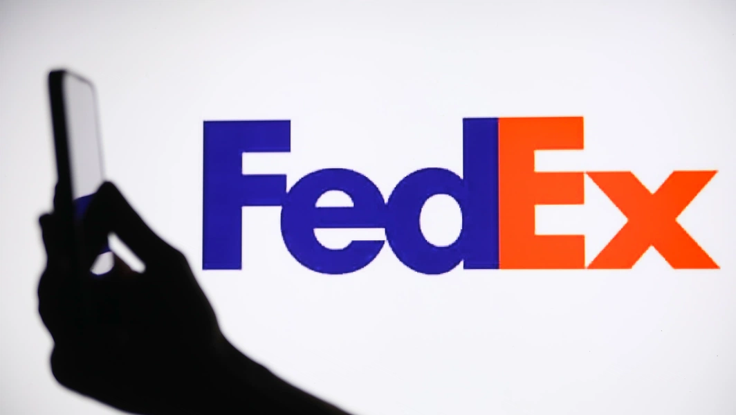 19 logos with clever hidden symbols