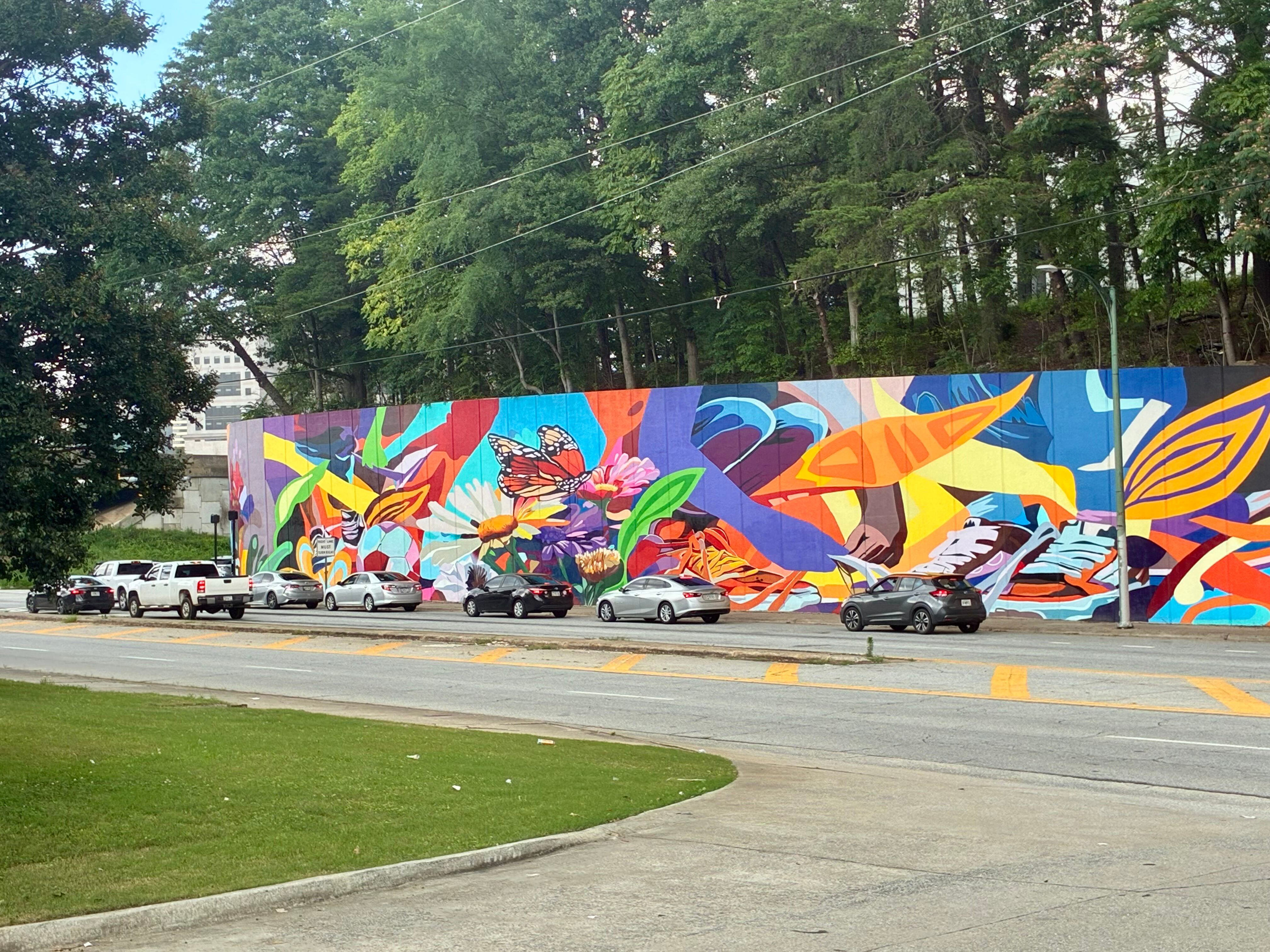 Final graffiti clean-up efforts underway before the World Cup