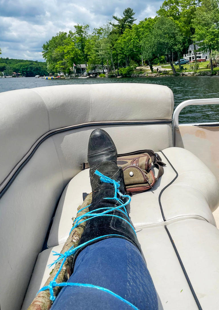 Good Samaritans in boat rescue injured horseback rider in Douglas