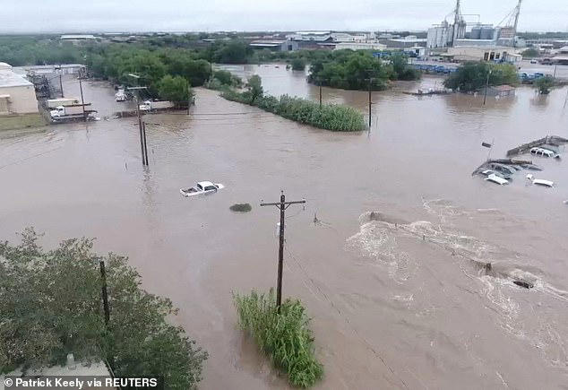 Scientists: America's 'corridor of chaos' as Super El Niño grips nation
