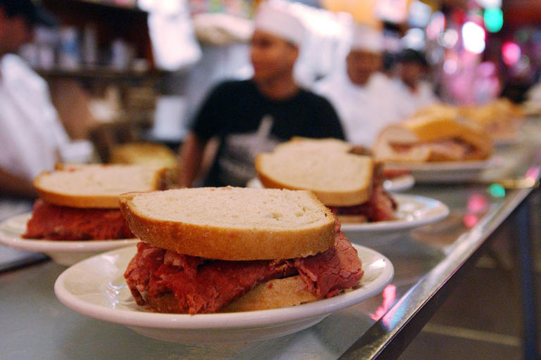 NYC's Katz's Deli is touching down in the Midwest for a limited time ...