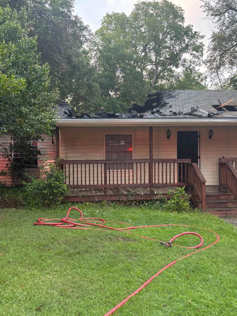 1 displaced following Gladewater house fire