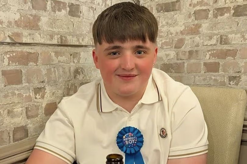 Dad blames 'vape oil' for son's sudden death in Benidorm