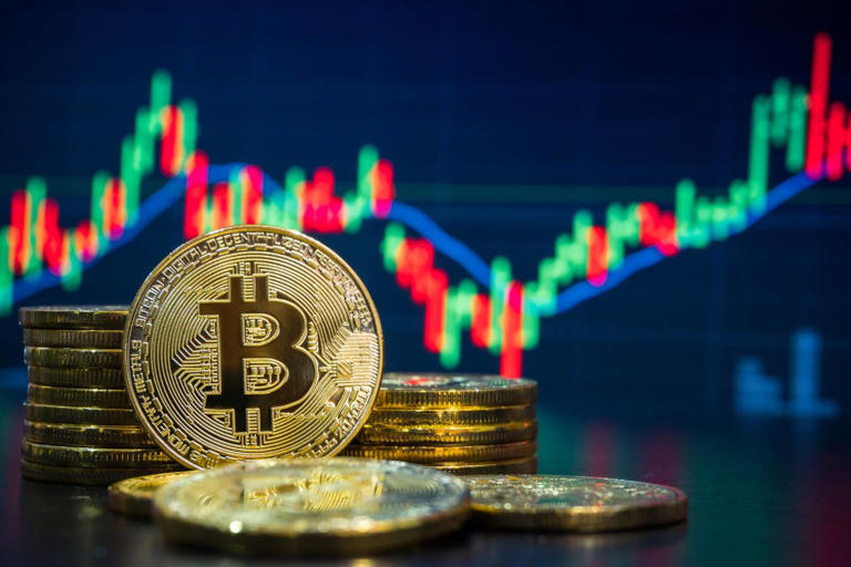 Can bitcoin hold the August 2024 low?