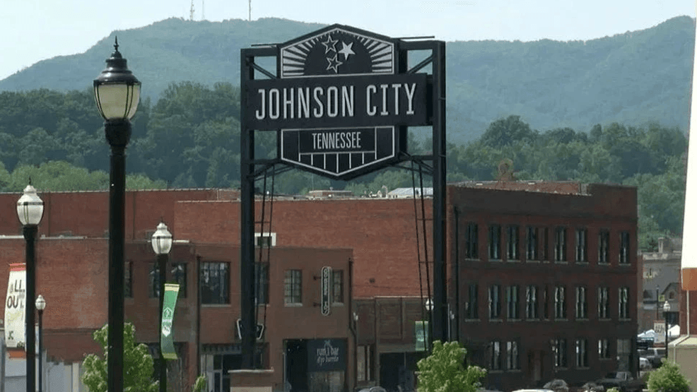 Johnson City aquatic center stays in budget, but changes may still be ...