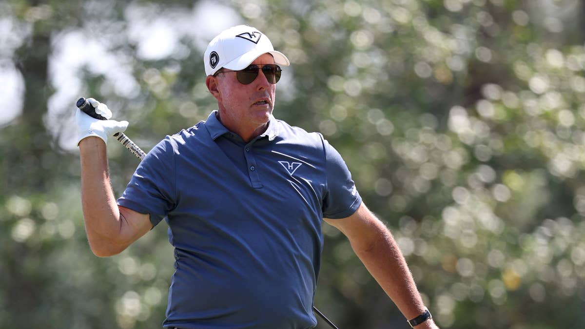 Phil Mickelson lawyer responds to accusations of inappropriate behavior
