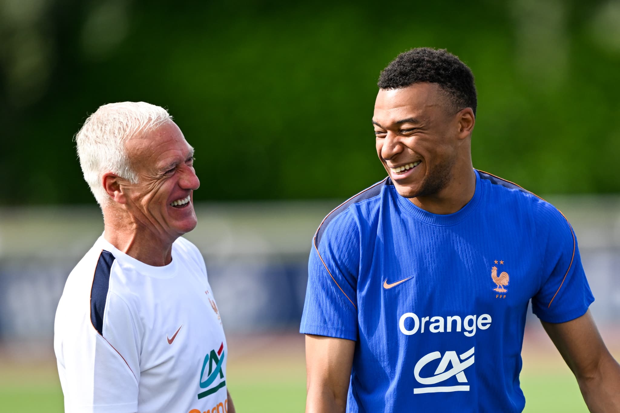 Mbappé surjoue le daron de l'équipe : l'After s'écharpe sur l'attitude ...