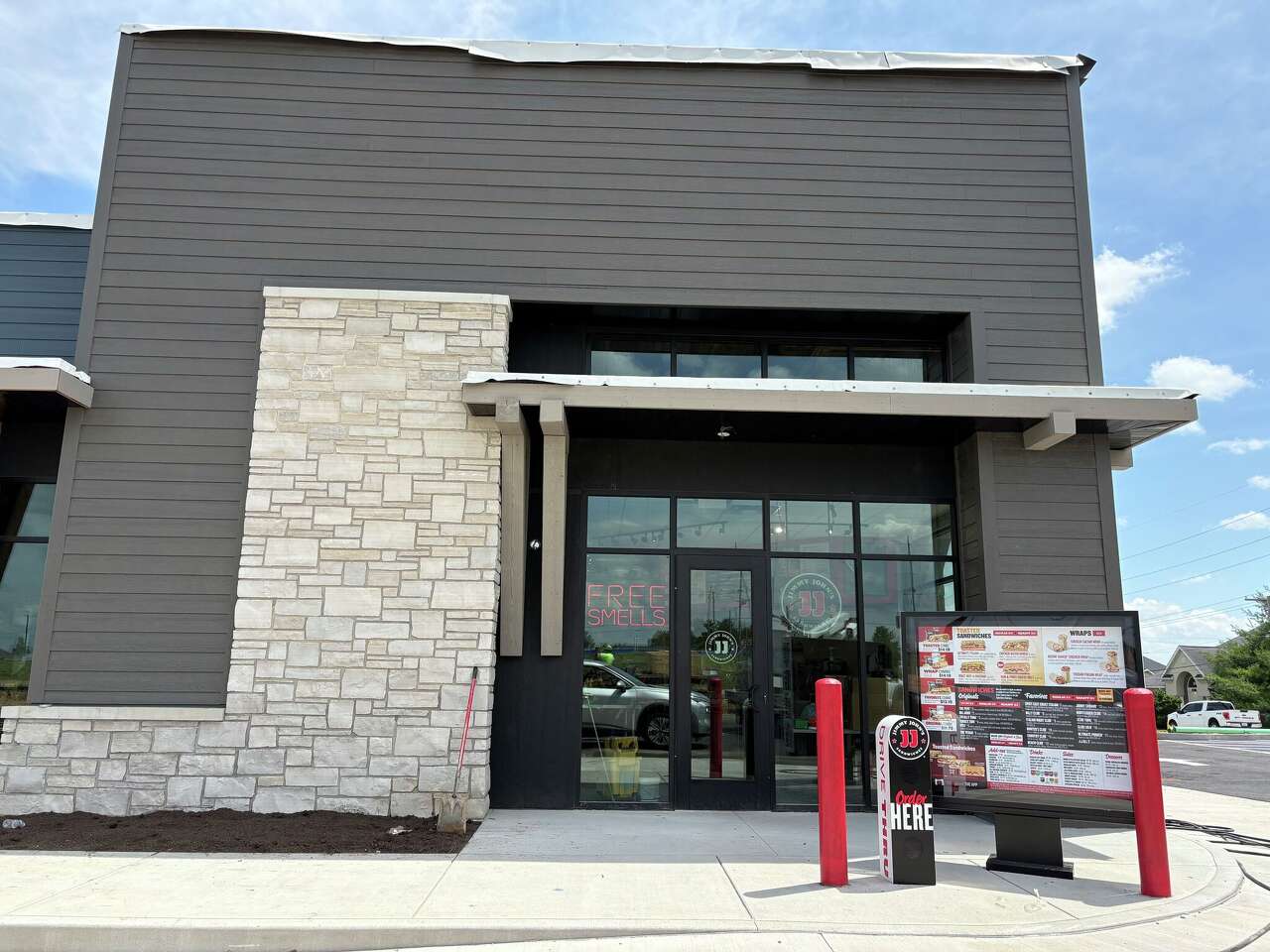 Edwardsville Jimmy John’s closes ahead of move to new Glen Carbon site
