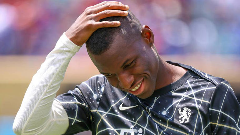 Nicolas Jackson spectacularly fails first audition for Chelsea ...