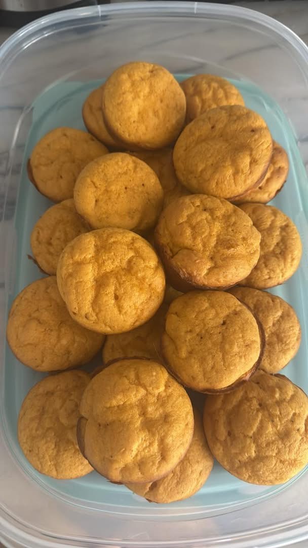 Three ingredient pumpkin muffins