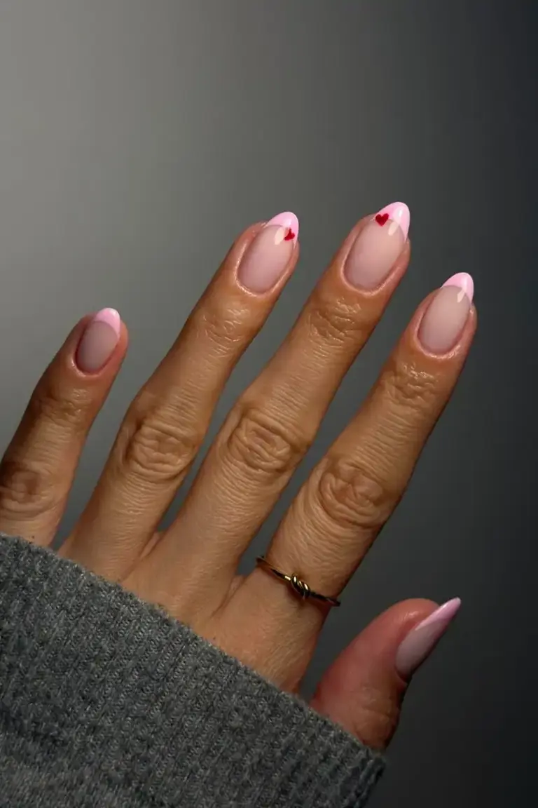 Los colores para una manicura francesa original y tendencia