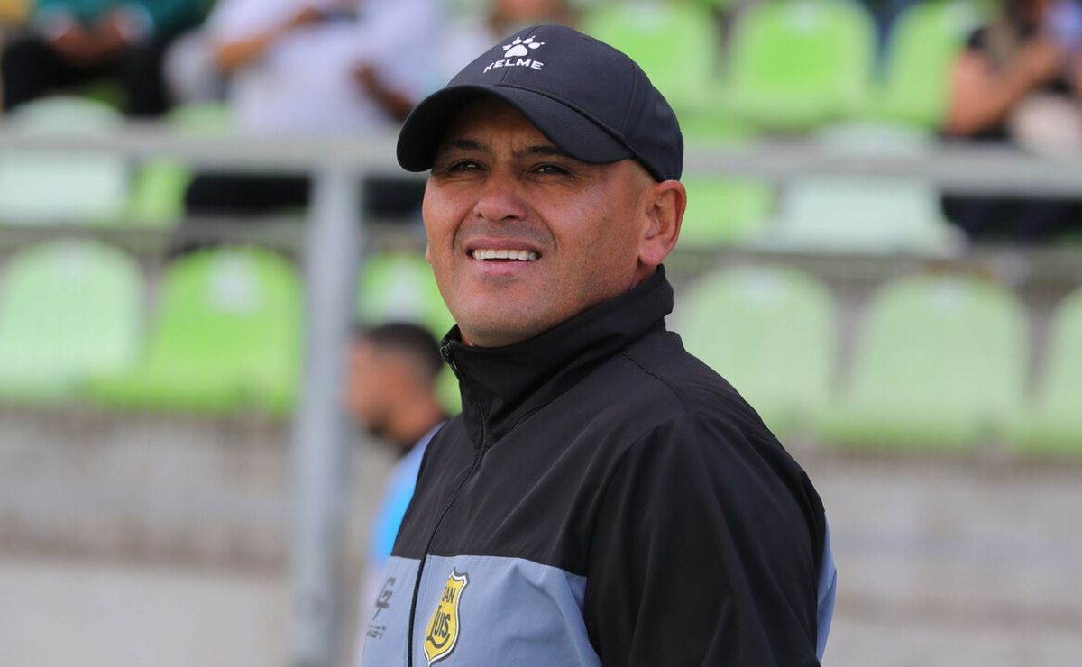 Felipe Flores relata quiebre irreparable con Humberto Suazo en San Luis ...