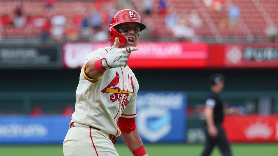 MLB rumors: Cardinals surprise trade chip and a threat to Dodgers deal ...