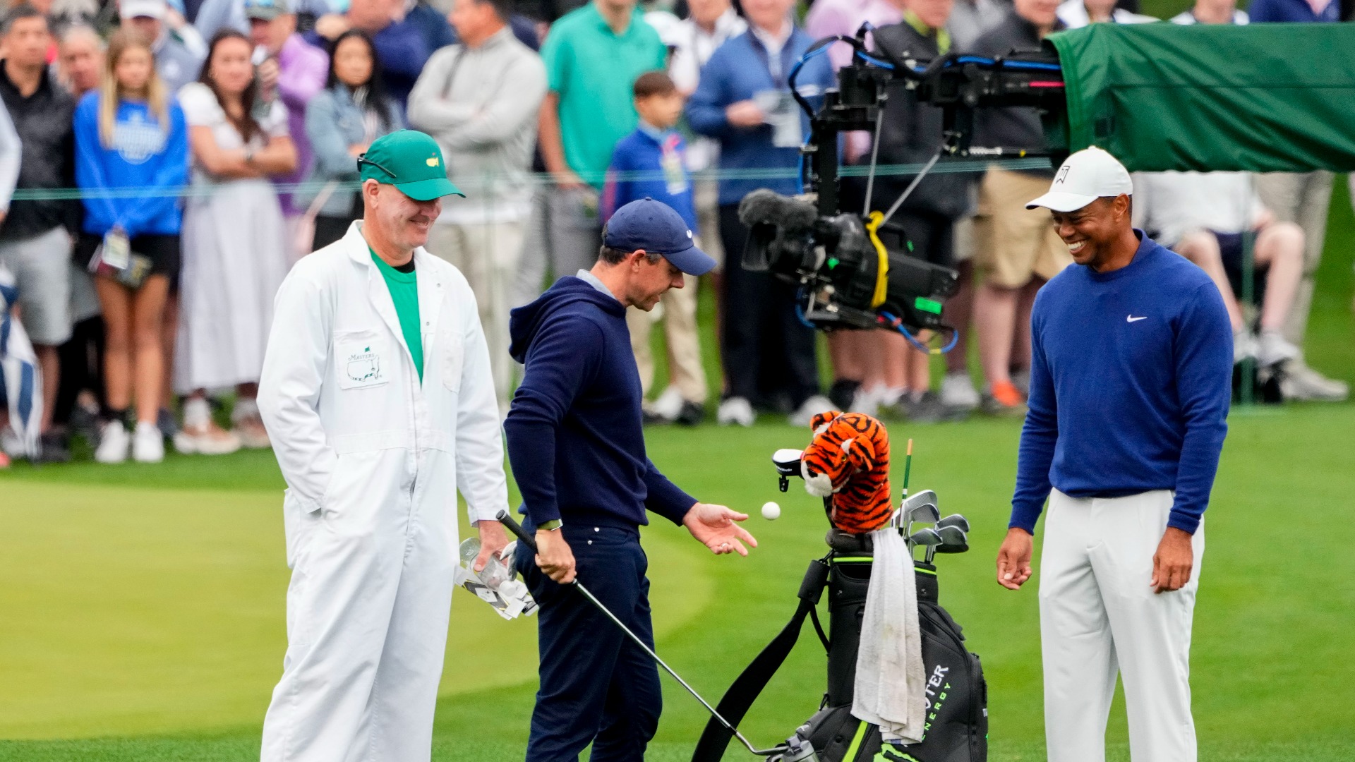 Reviving old school golf techniques with Arron Oberholser