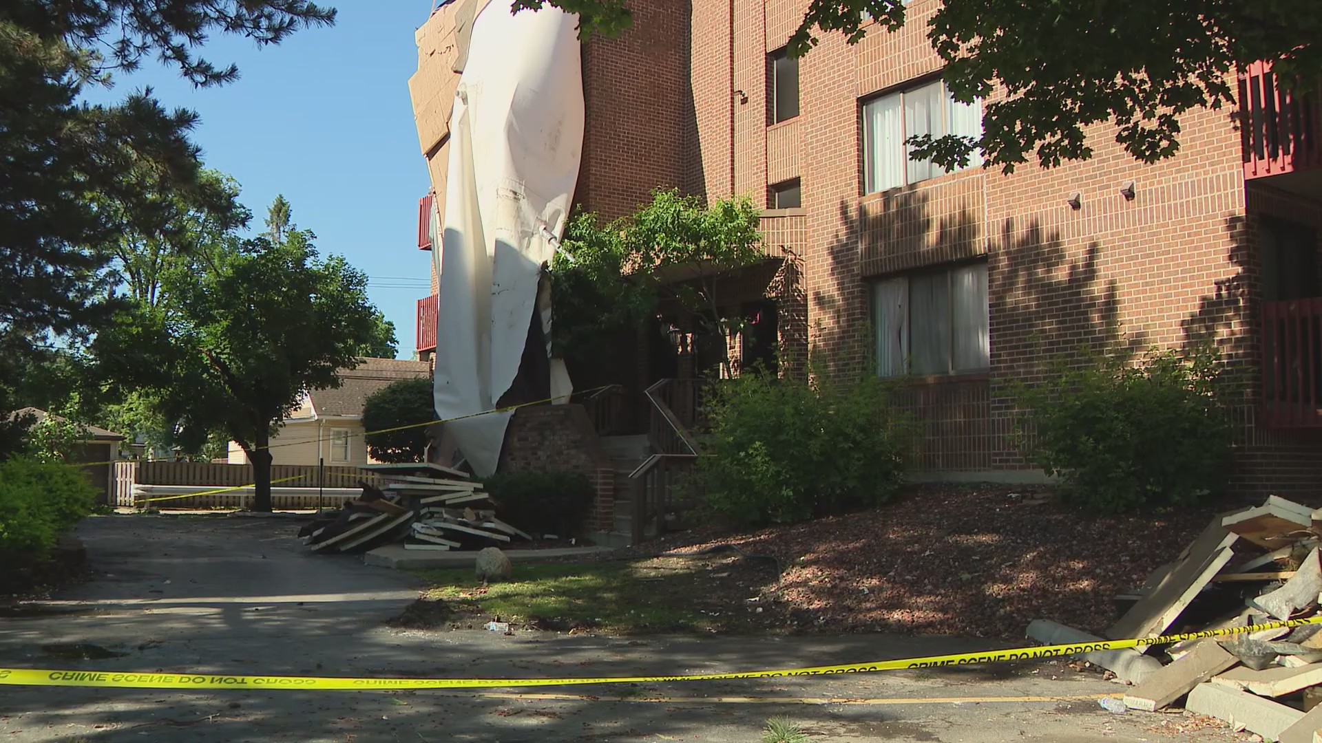 Fast-moving storms leave behind trail of damage across Chicagoland ...
