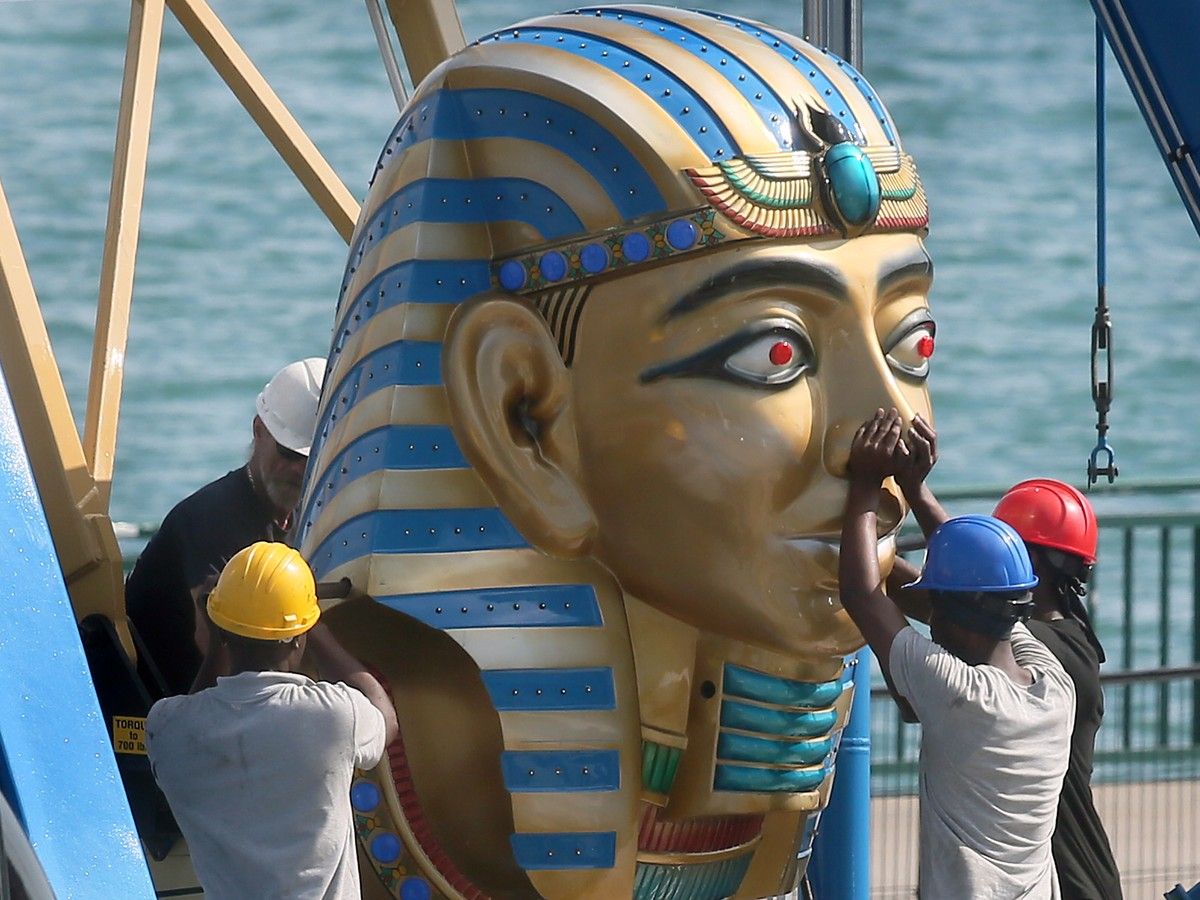 What's On Windsor: Carrousel of the Nations, FIFA World Cup, midway ...