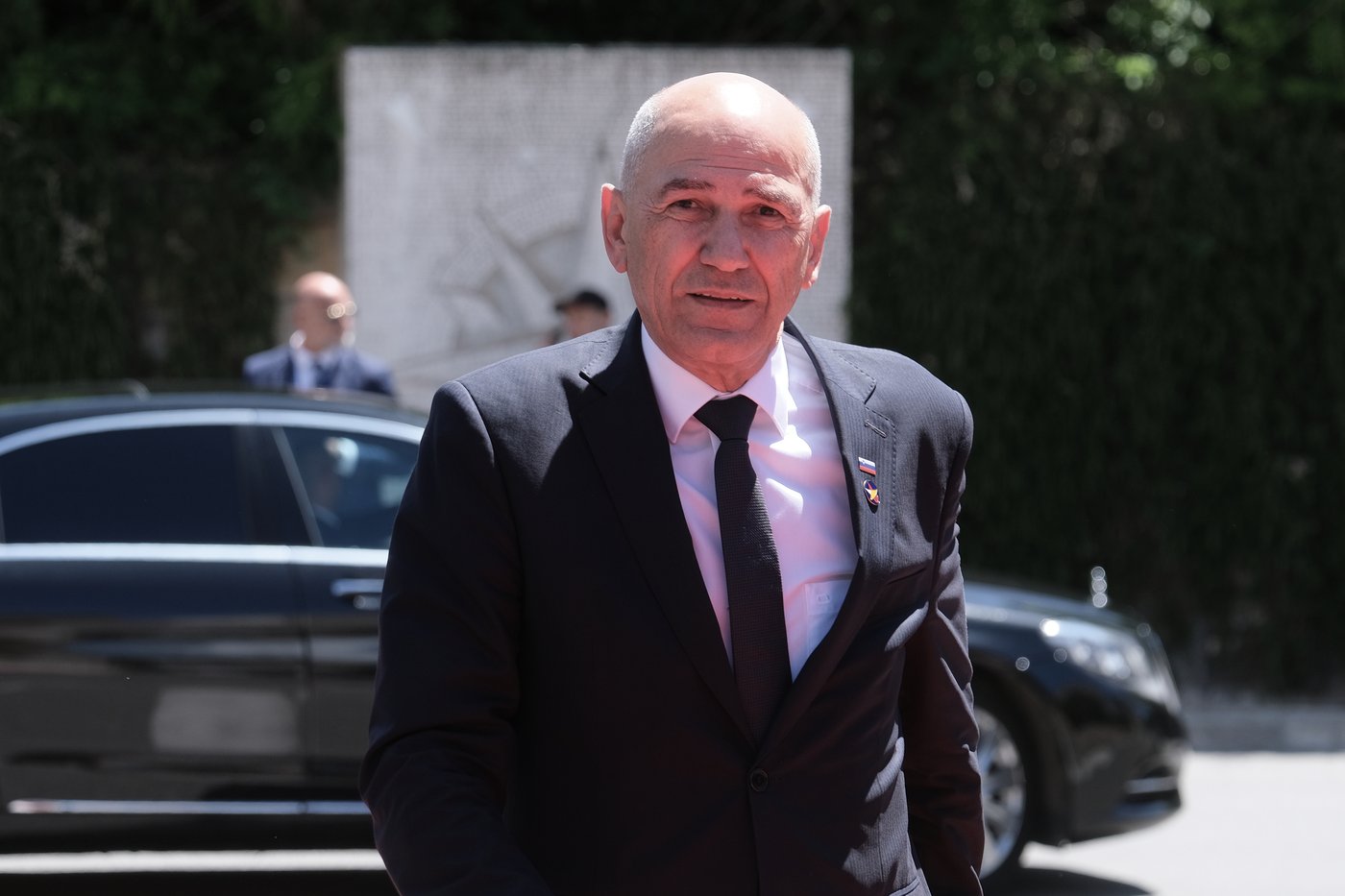 Slovenia's new government lifts entry ban on Netanyahu and other ...