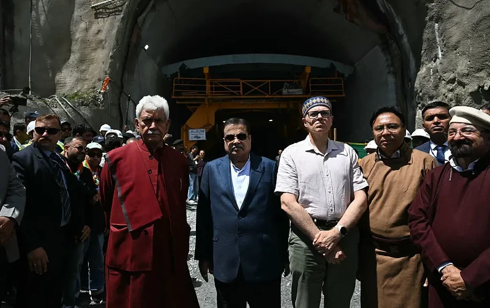 Gadkari unveils ₹12,000 cr Katra–Srinagar high-speed corridor plan