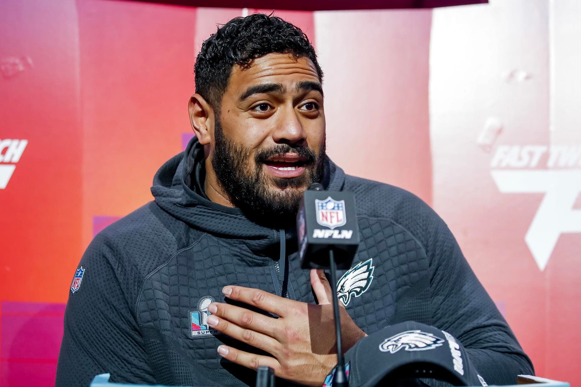 Philadelphia Eagle Jordan Mailata to launch family foundation with ...