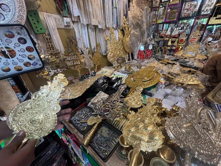 Artisans from Bahraich readying 22-foot Shahi Zari for first Muharram ...