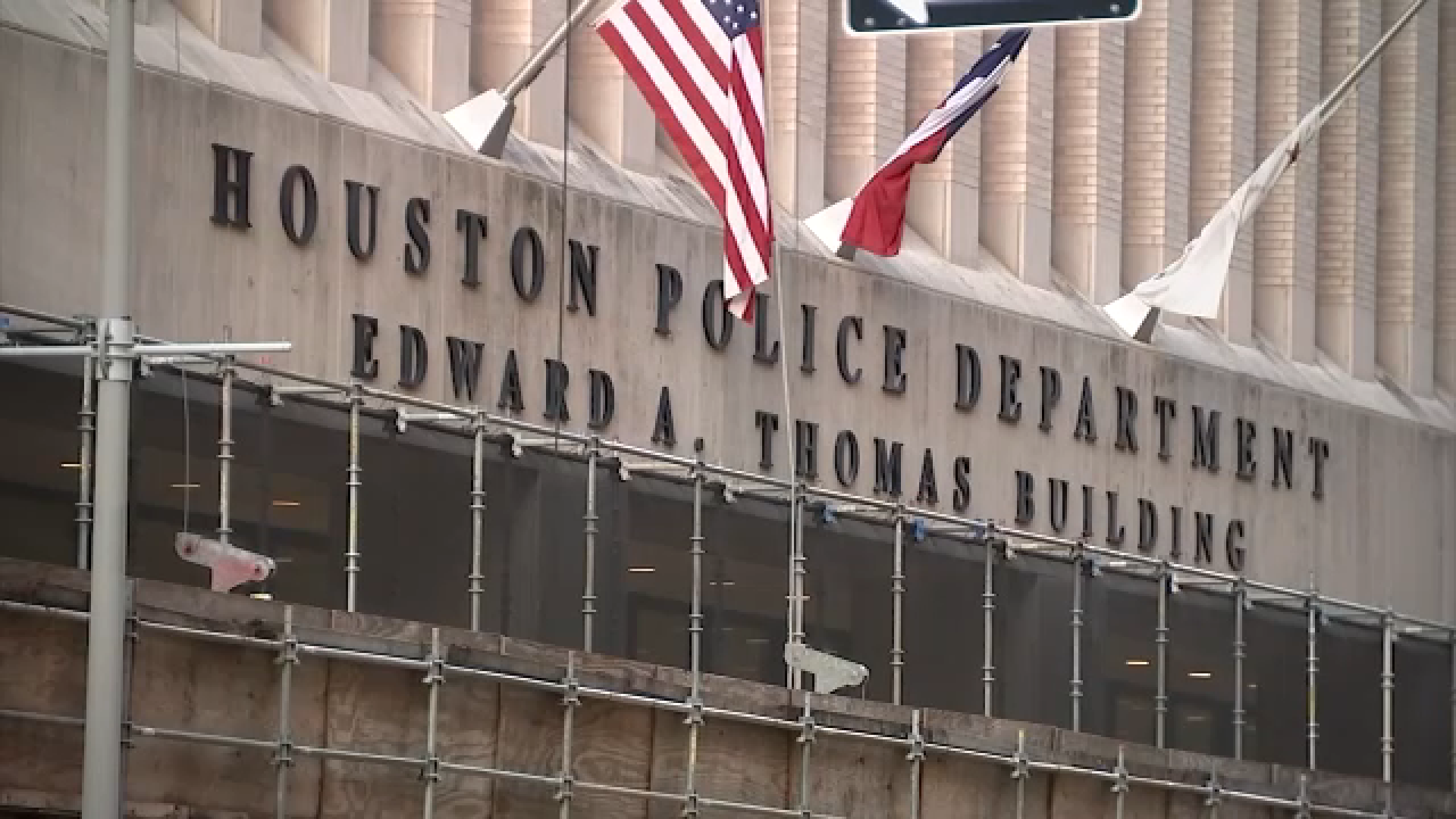 Former HPD officer out of jail, ordered not to wear uniform amid secret ...