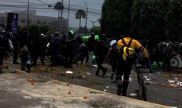 Estadio Azteca live: World Cup chaos as violent clashes erupt at Mexico ...