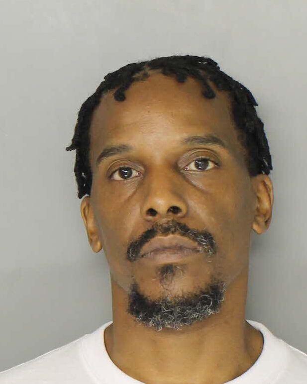 Police seek suspected killer after argument turned into deadly shooting ...