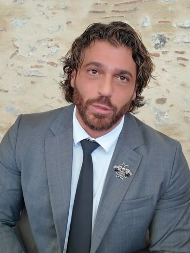 Can Yaman: "In Italia produzioni lente, ho aspettato solo perché ...
