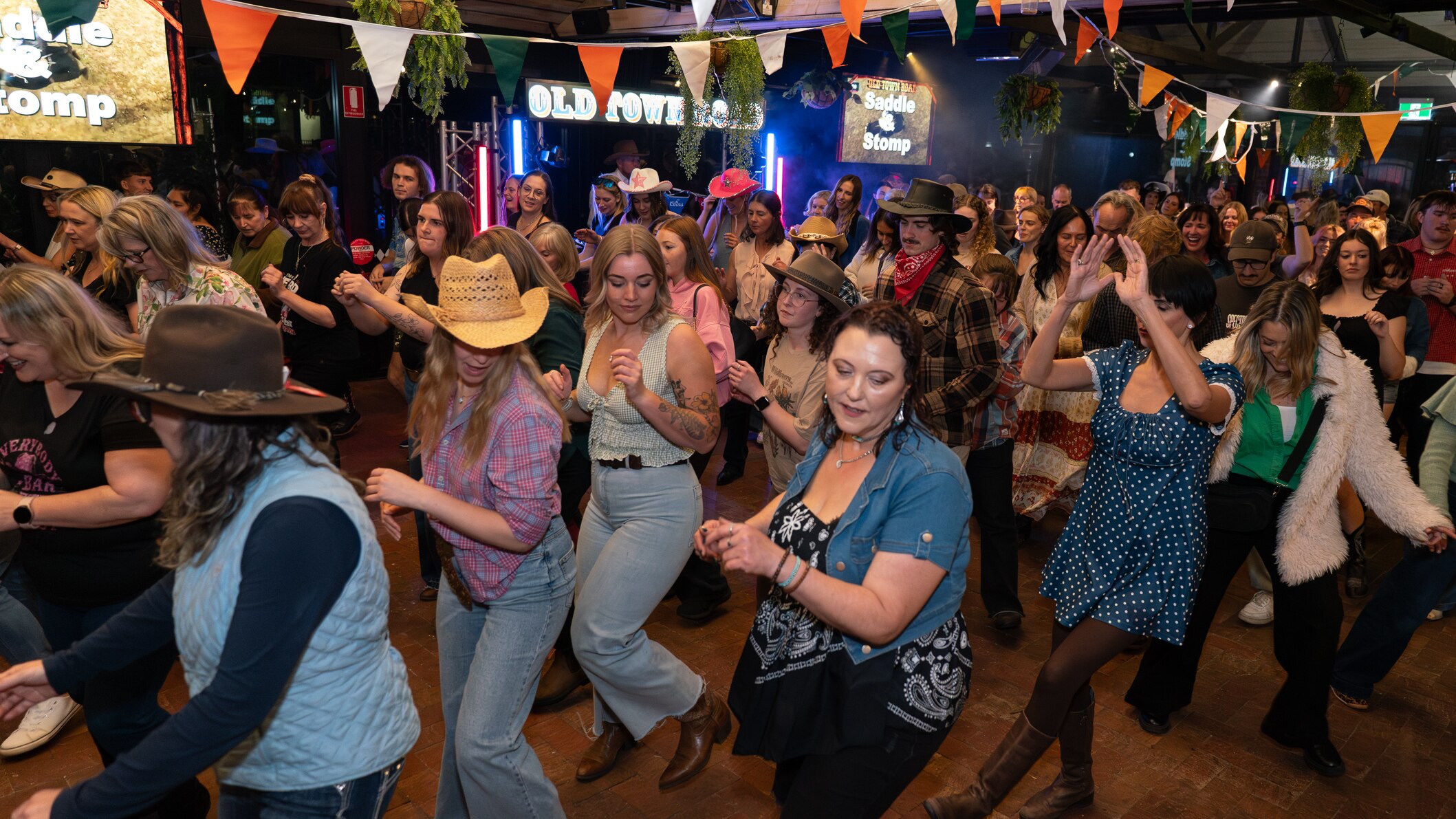 Resurgent line dancing trend draws Gen Z out to socialise in Adelaide