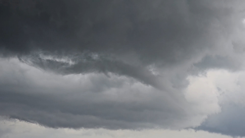 Funnel cloud comes down in Illinois