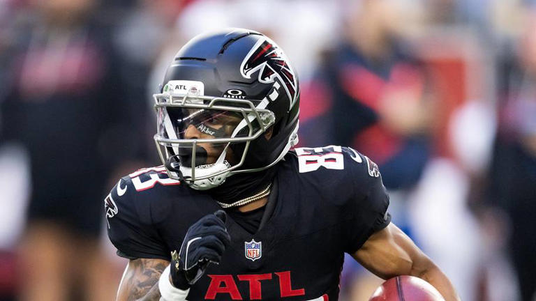 Bills sign former Falcons, Panthers, Buccaneers WR Deven Thompkins ...