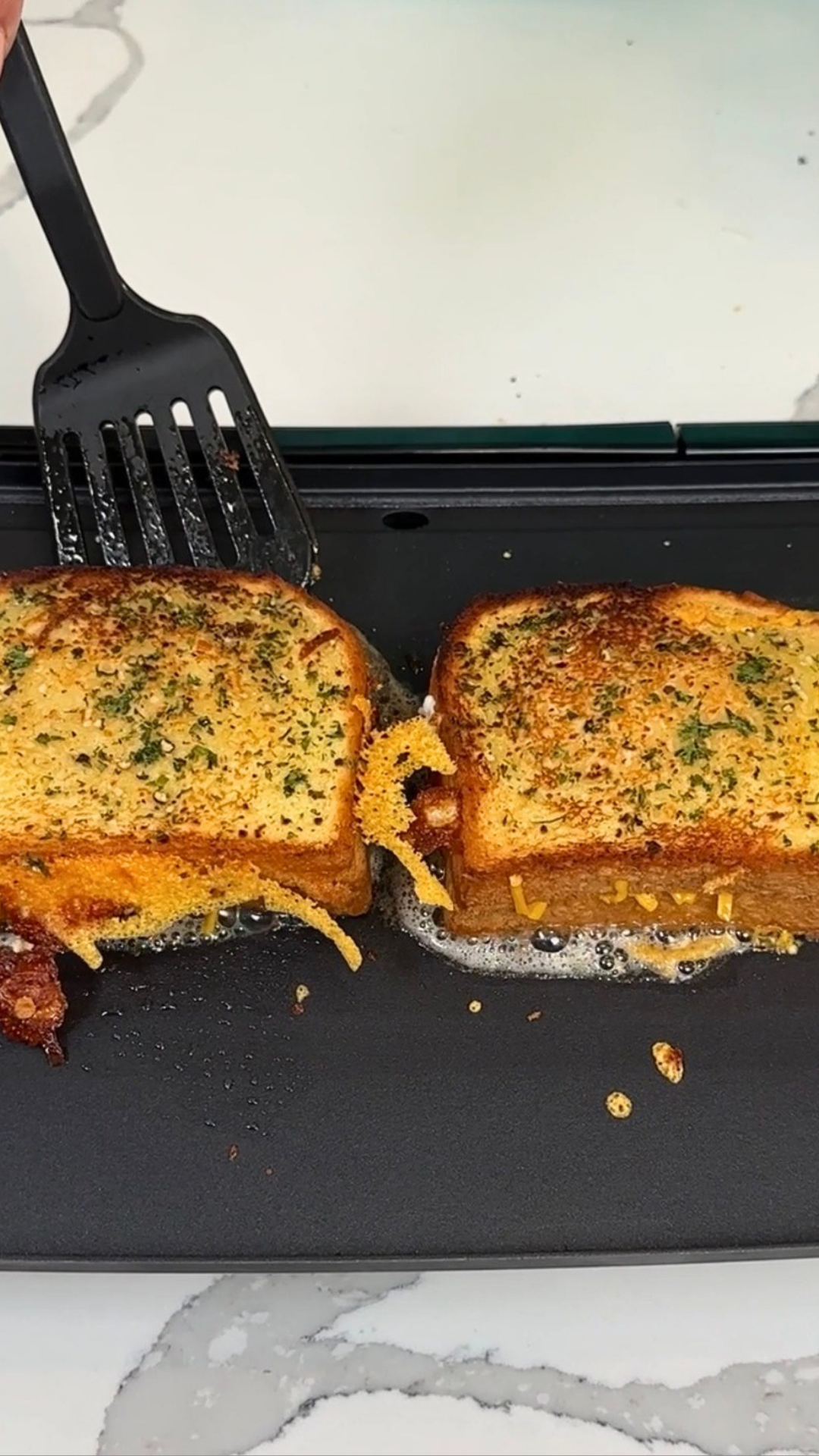 Crispy grilled cheese sandwich recipe