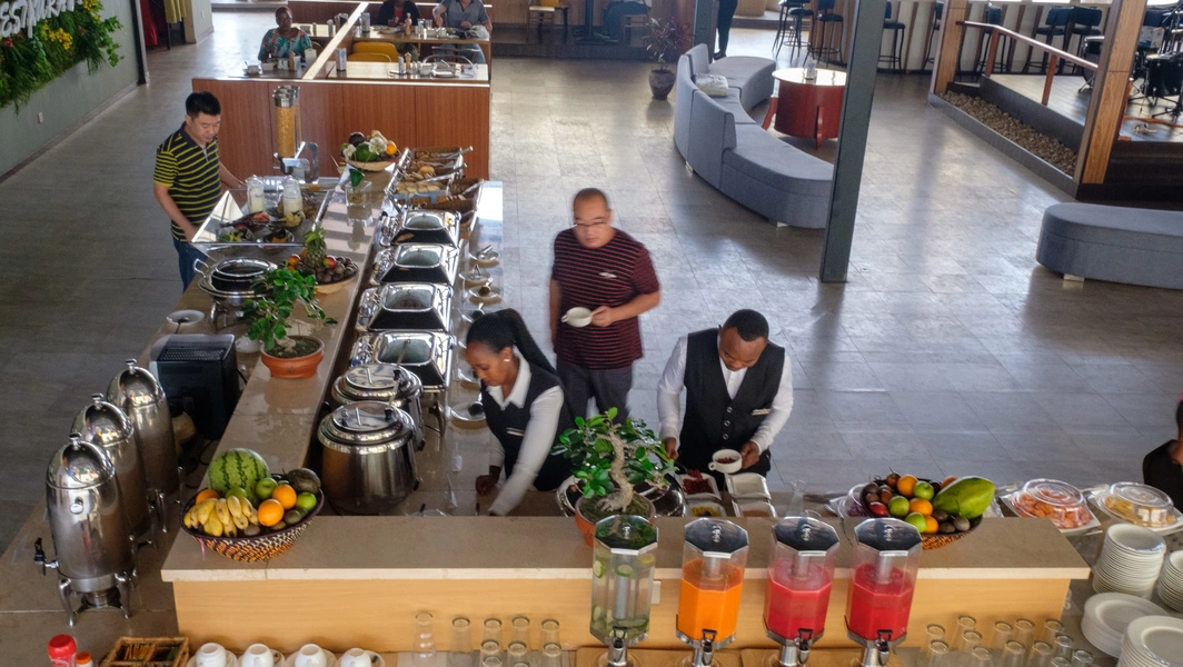 8 hotel breakfast items that may be unsafe or unappetizing
