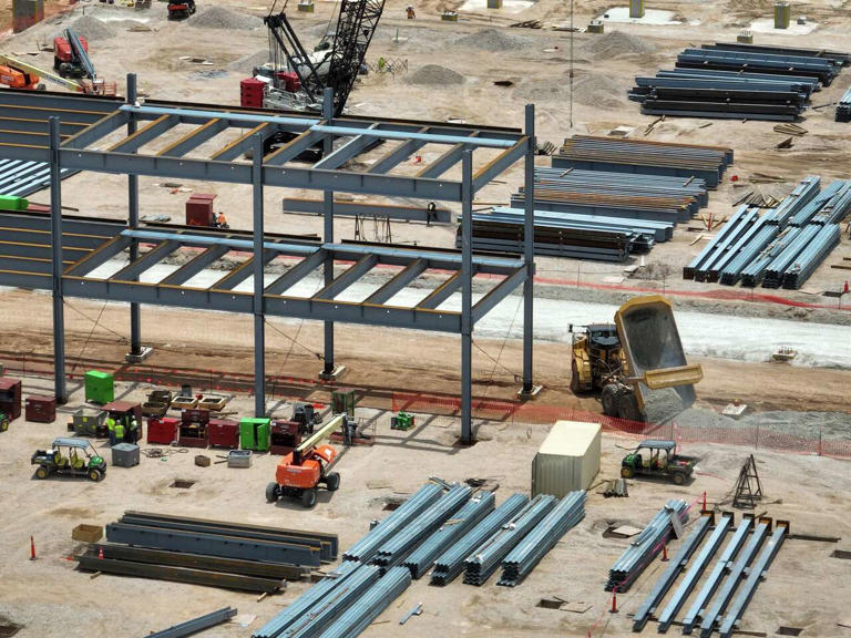 New Austin-area construction highlights Tesla's Optimus robot ambitions